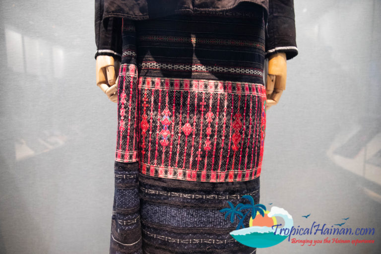 Li Minority people's culture on Hainan, an in-depth guide, part 3 textiles