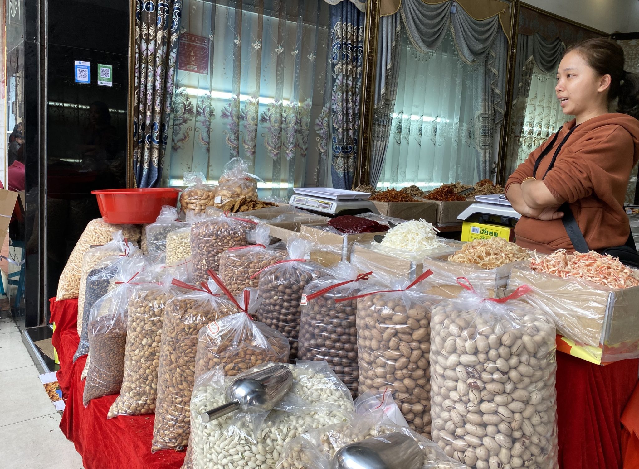 Spring Festival Shopping in Haikou by Taisiia Timofieieva ...