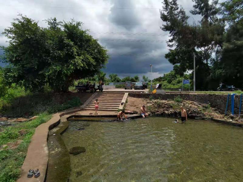 Xintan natural cold spring Haikou - TropicalHainan.com