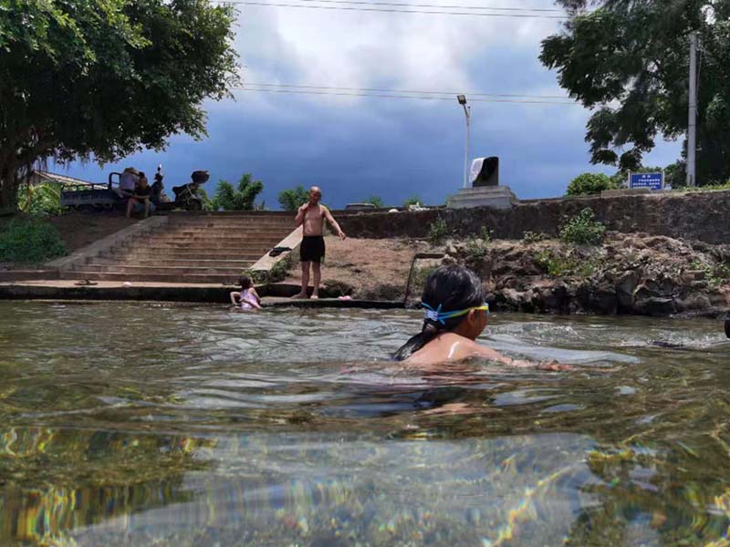 Xintan natural cold spring Haikou - TropicalHainan.com