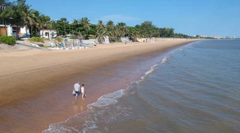 Beaches along Binhai - The sandy shores of Hainan's capital ...