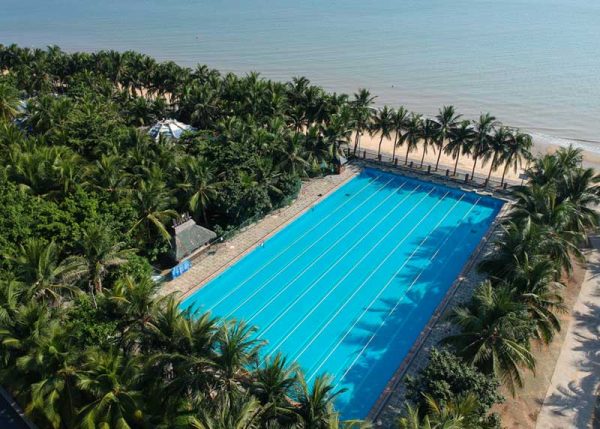 Beaches along Binhai - The sandy shores of Hainan's capital ...