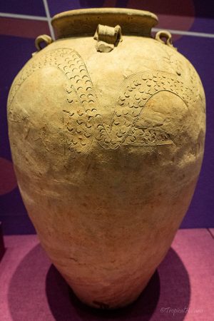 Animal shaped cultural relic exhibition at Hainan Museum ...