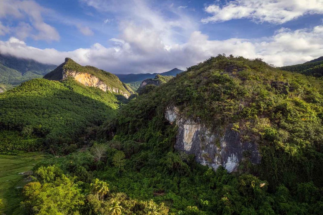 Discover the Mystique of Huangdi (Emperor) Cave in Changjiang, Hainan ...